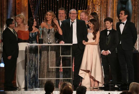 Modern Family: What happened in the final episode? Ending and character ...
