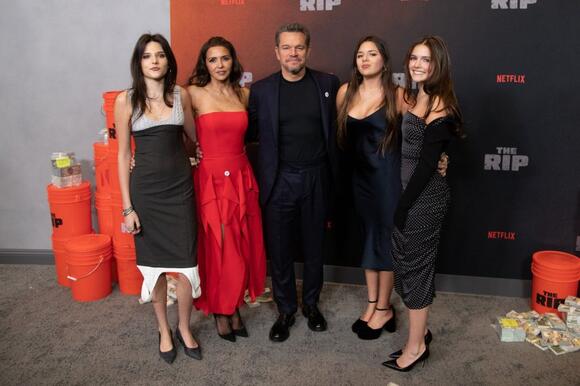 Matt Damon brings family to 'The Rip' New York premiere - NewsBreak