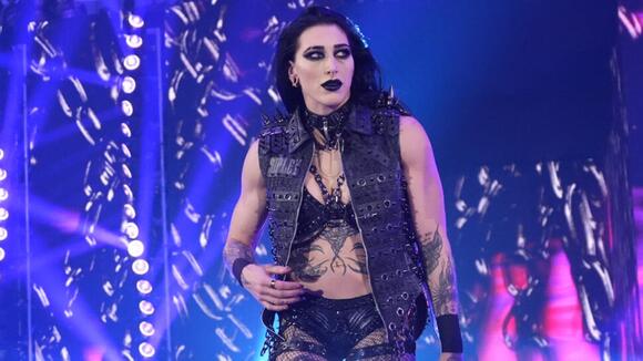 Rhea Ripley Reveals Creepy Encounter With WWE Fan Who Got Her Phone ...