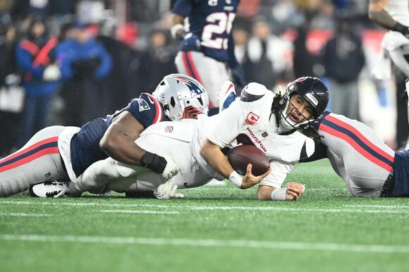 Former Pro Bowl QB Speculates About the Real Reason Behind Texans QB C ...
