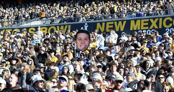 Wicks Hopes to Give Aztecs Two Parting Gifts Tonight in Laramie - NewsBreak