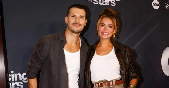 Brooks Nader Shows Off Body in Tiny String Bikini After Dumping Gleb ...