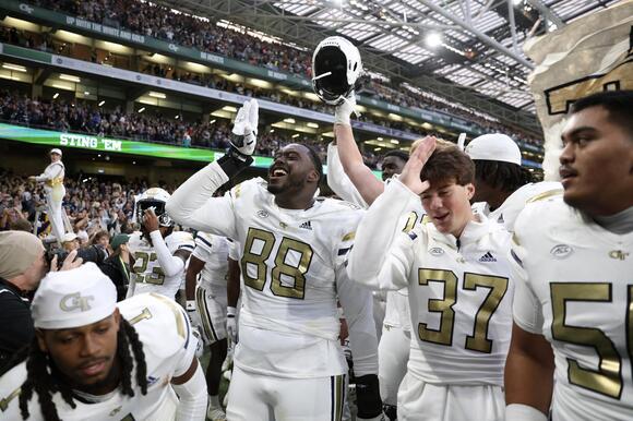 Georgia Tech stuns No. 10 Florida State in Ireland for dramatic start ...