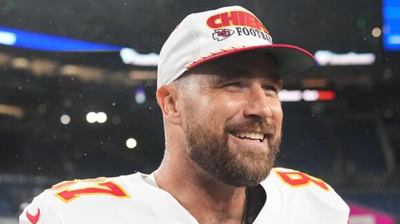 Travis Kelce Drops American Eagle x Tru Kolors Collab Amid Sydney ...