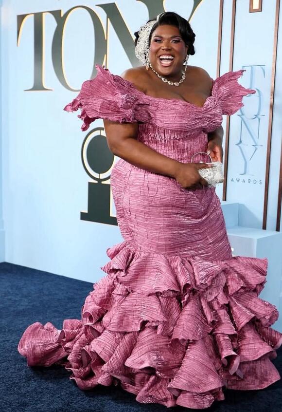 Broadway Finally Has Its First Trans Tony Winner, and Her Name Is Qween ...