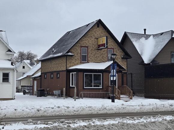 New Bar on North Broadway Announces Opening Date - NewsBreak