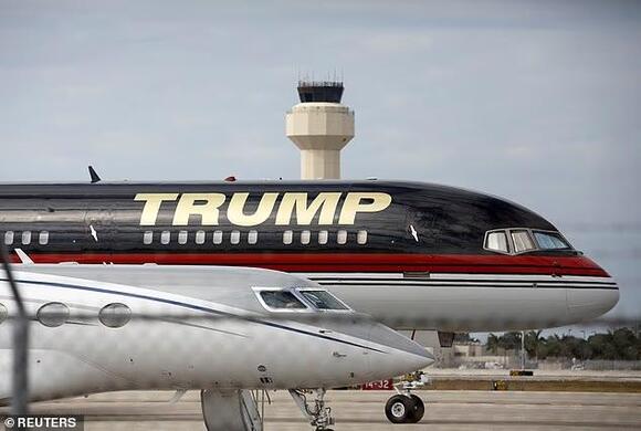 Trump ditches Jackie Kennedy blue in bold makeover of entire Air Force ...