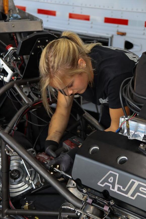 Local drag racer Maddi Gordon makes racing debut - NewsBreak