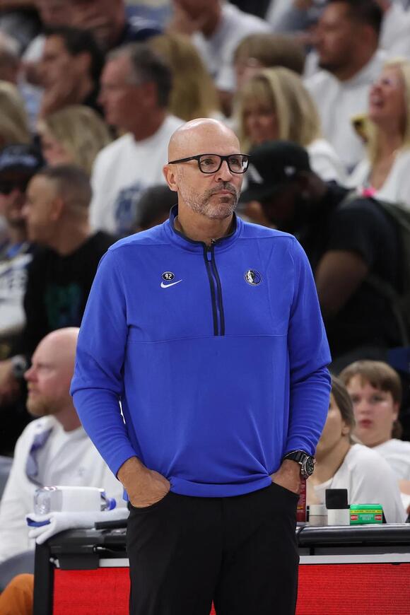 Jason Kidd playfully jabs Kyrie Irving, Mavericks after missed free ...