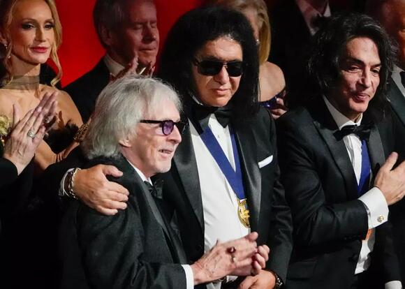 Watch Kiss Get Awarded Kennedy Center Honors by President Trump - NewsBreak