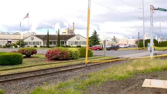 1 dead, 9 missing after chemical tank ruptures at pulp and paper mill ...
