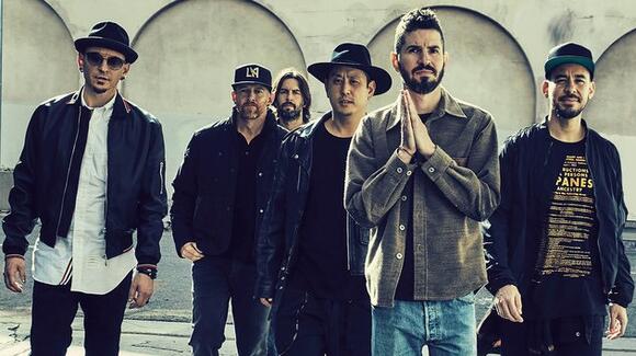 Linkin Park Allegedly Remove Chester On Spotify - NewsBreak