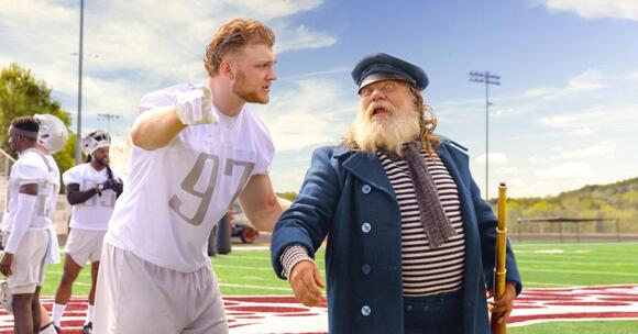 State Farm Pairs Patrick Mahomes and Meghan ‘Trainer' to Drive NFL Ads ...