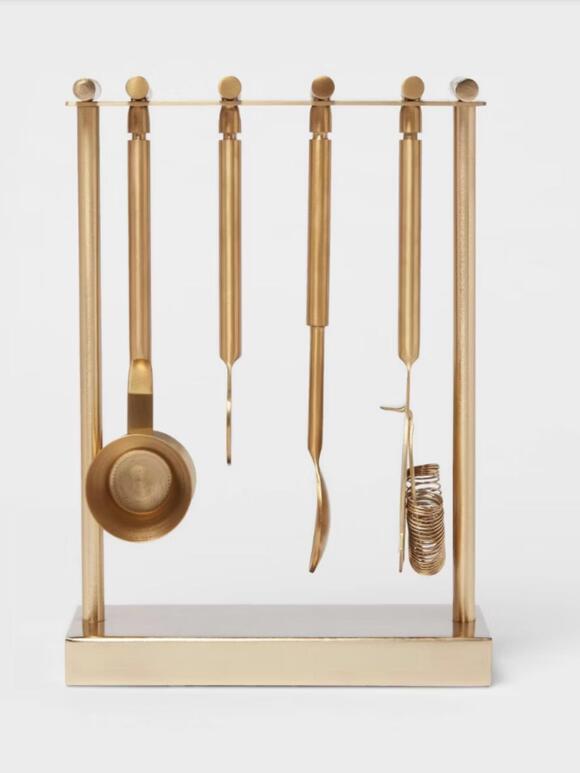 Chic Host Gifts Under $50 That Are So Stunning You’ll Hesitate to Part ...