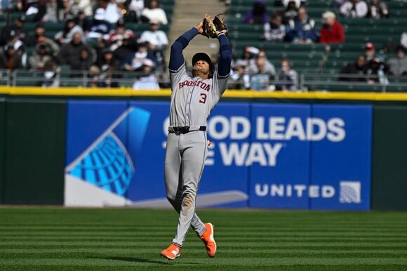 Jeremy Peña’s Girlfriend Julia Grosso Drops 2-Word Reaction to Astros ...