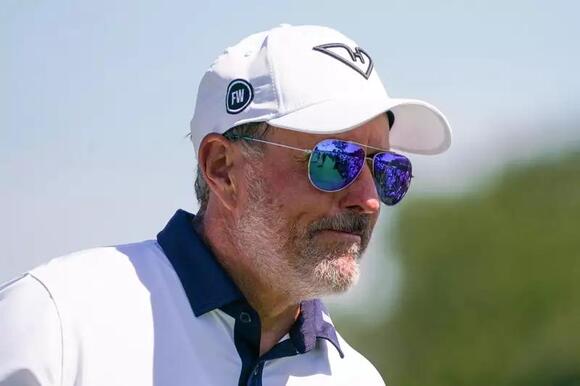 Phil Mickelson's Club Membership Revoked Over Misconduct Allegation as ...