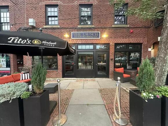 A Secret Garden Bar Blooms at Mohegan Sun - NewsBreak