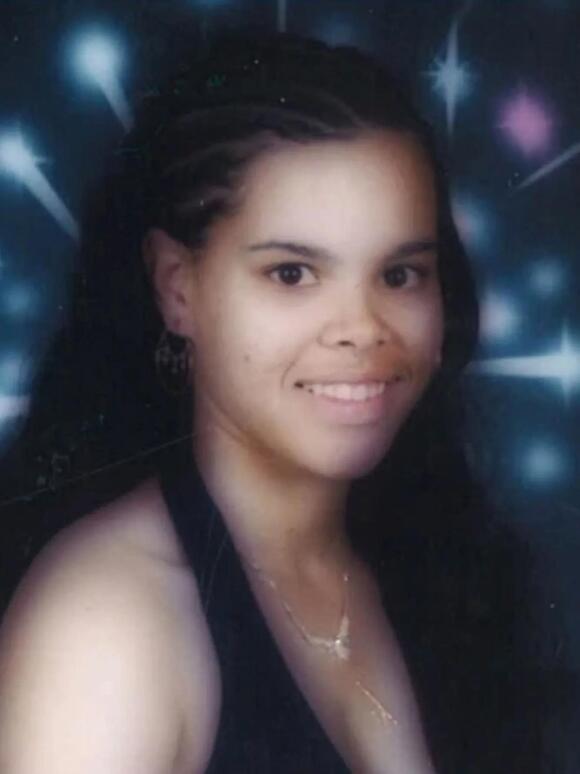 She Lost Her Mom and Her Dad in One Night. Then the Family She’d Never ...