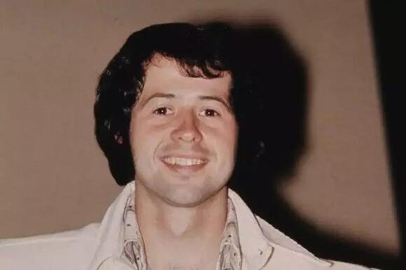 Grateful Dead Co-Founder Bob Weir Dead at 78 - NewsBreak