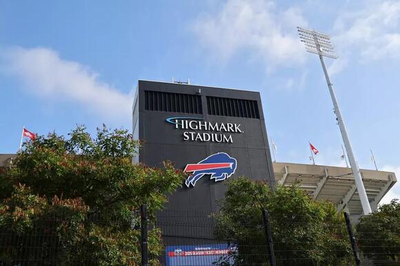 First Look At The Buffalo Bills’ New Highmark Stadium With Grass In It ...
