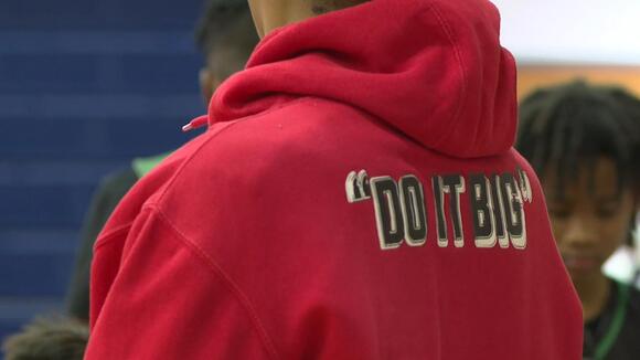 Big Nik Basketball: Former WNBA player coaches local teams - NewsBreak