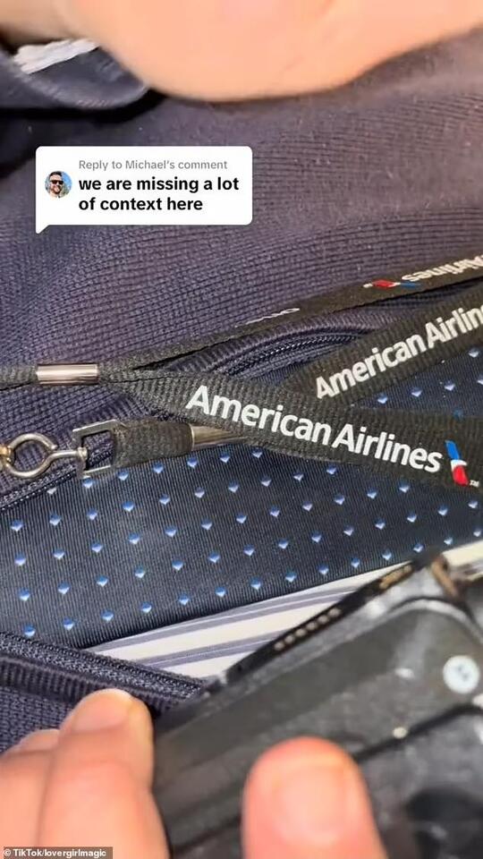 Black American Airlines passenger 'kicked off first class flight' after ...