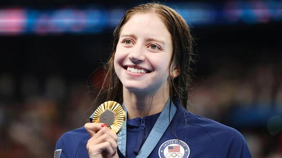 Team USA swimming: Kate Douglass wins gold medal in 200m breaststroke ...