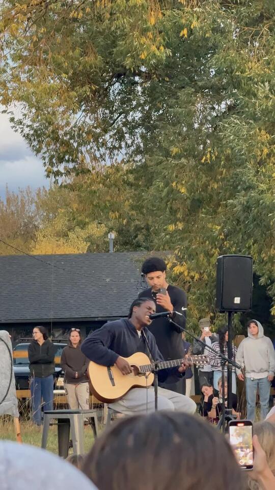 Daniel Caesar Stuns Montana With Surprise Concert - NewsBreak