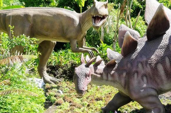 10 prehistoric creatures that actually coexisted and whose interactions ...