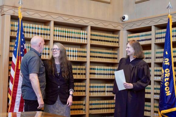 LaVonne Griffin-Valade takes over as Oregon secretary of state with ...