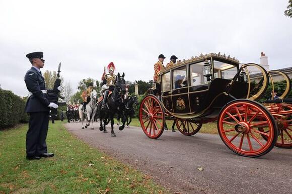 Donald Trump's 'embarrassing' carriage ride with King Charles brutally ...