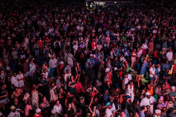 Blue Note Jazz Festival: The Black Radio Experience Drops Lineup, John ...