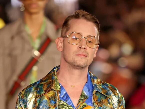 Macaulay Culkin Mourns Loss Of ‘Home Alone’ Mom Catherine O’Hara With ...