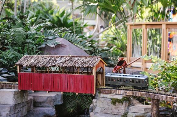 Nicholas Conservatory Brings Back Its Holiday Model Train Display ...