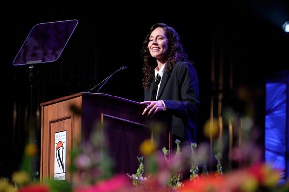 Caitlin Clark Drops Blunt 1-Word Reaction to 4-Time WNBA Champion Sue ...