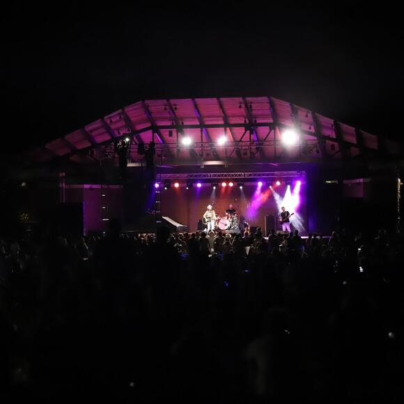 New VIP Concert Package Offered in Davie County - NewsBreak