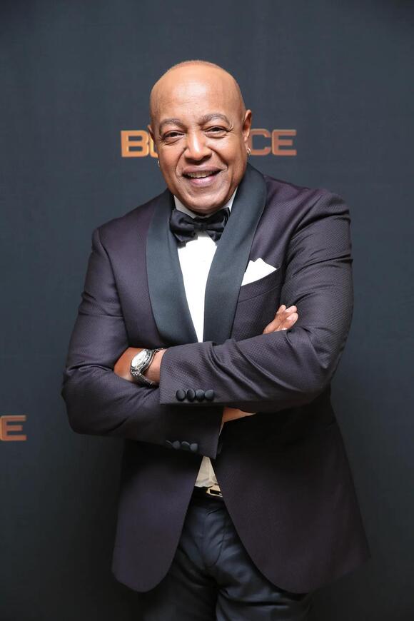 Peabo Bryson's Family Story Reveals Never-Before-Seen Details - Photos ...