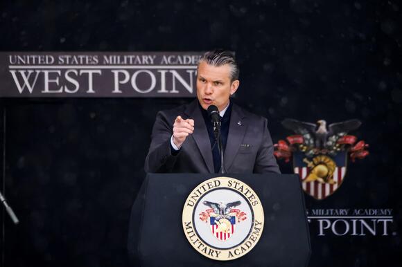 Pentagon Pete Gives Bonkers Pep Talk to ‘Not Fat’ West Point Grads ...