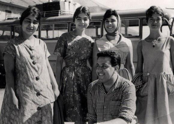 25 Vintage Photos of Pre-Islamic Revolution Iran - NewsBreak