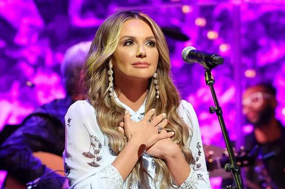 These 36 Country Singers Have Battled Cancer - NewsBreak