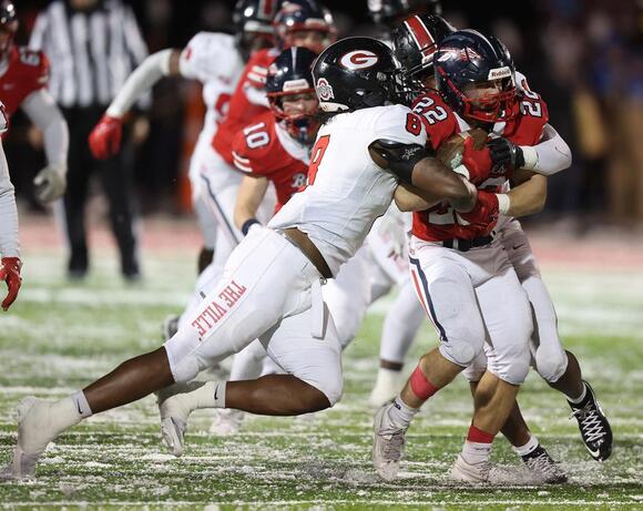 USA TODAY Sports announces 2025 ALL-USA National Football Team - NewsBreak