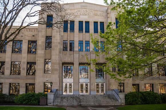 Oregon Residents Are Fleeing 5 Counties In Growing Numbers, Including ...