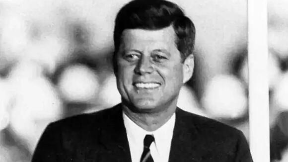 Inside Jackie Kennedy's Rumored Affair With Robert F. Kennedy After JFK ...
