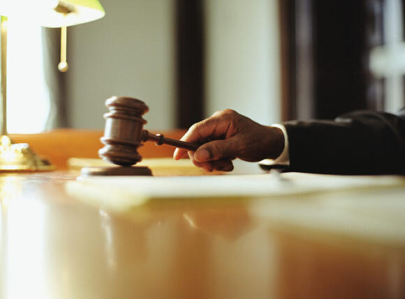Appeals court revives lawsuit against city alleging First Amendment ...