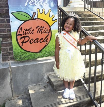Phillips, Gilley crowned 2024 Little Miss Peach