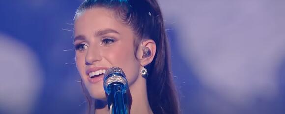 ‘American Idol’ Winner Abi Carter Powers Through a Difficult Rendition of the “Hardest Song” She ...