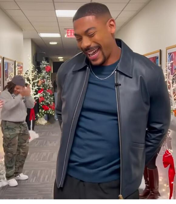 Aaron Pierre Is Going Viral For Setting A New Thirst Trap, And People's ...