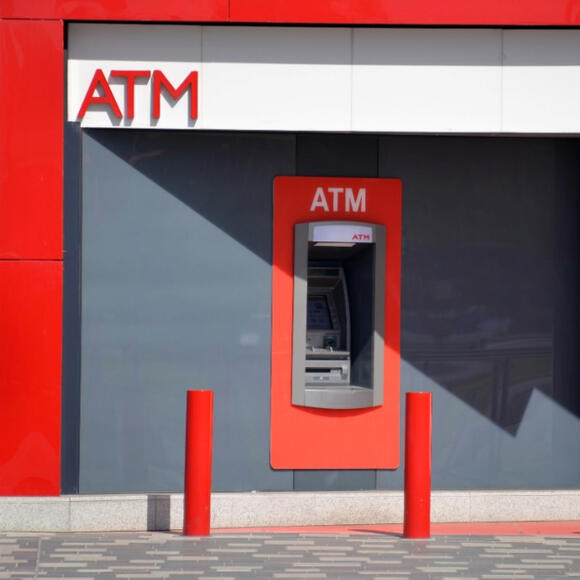 These 8 Bank ATMs Give 100 Dollar Bills - NewsBreak
