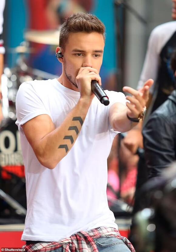 Liam Payne's girlfriend Kate Cassidy returns to restaurant where they ...