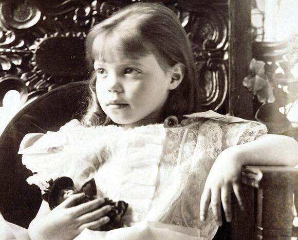 By the end of Olga Alexandrovna's life, she was destitute, and had to ...